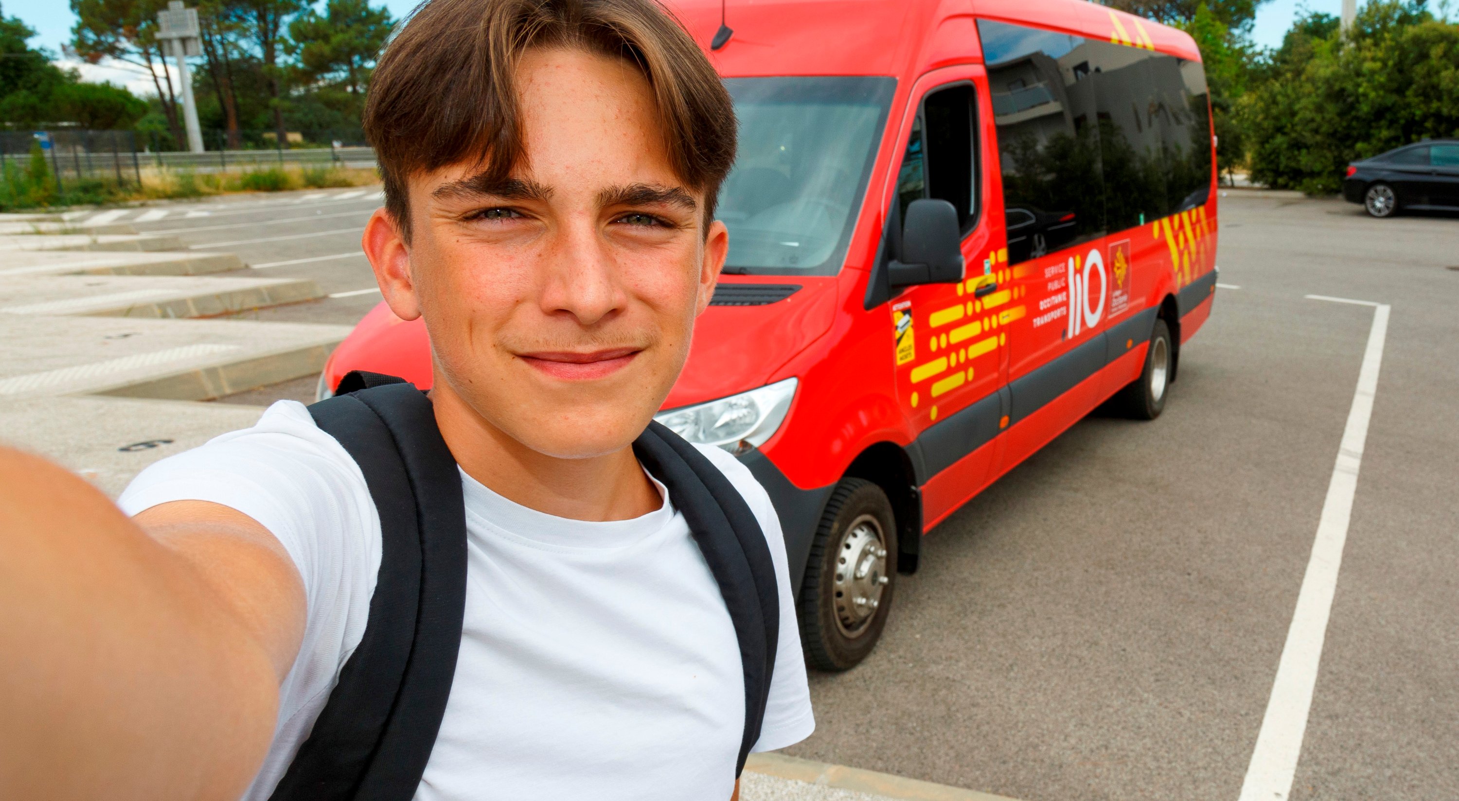 En Occitanie, des transports gratuits pour 1 million de jeunes - Région ...
